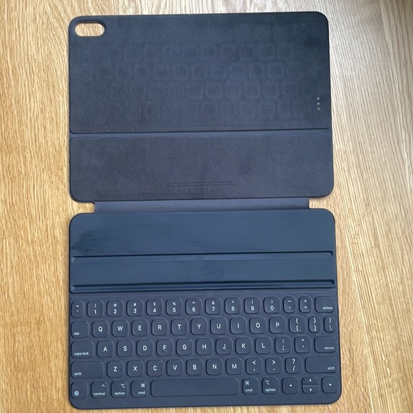 Tablets & Accessories | Smart Keypad Folio For 11 Ipad Pro 4th Gen Or Ipad Air 5th Gen Model ...